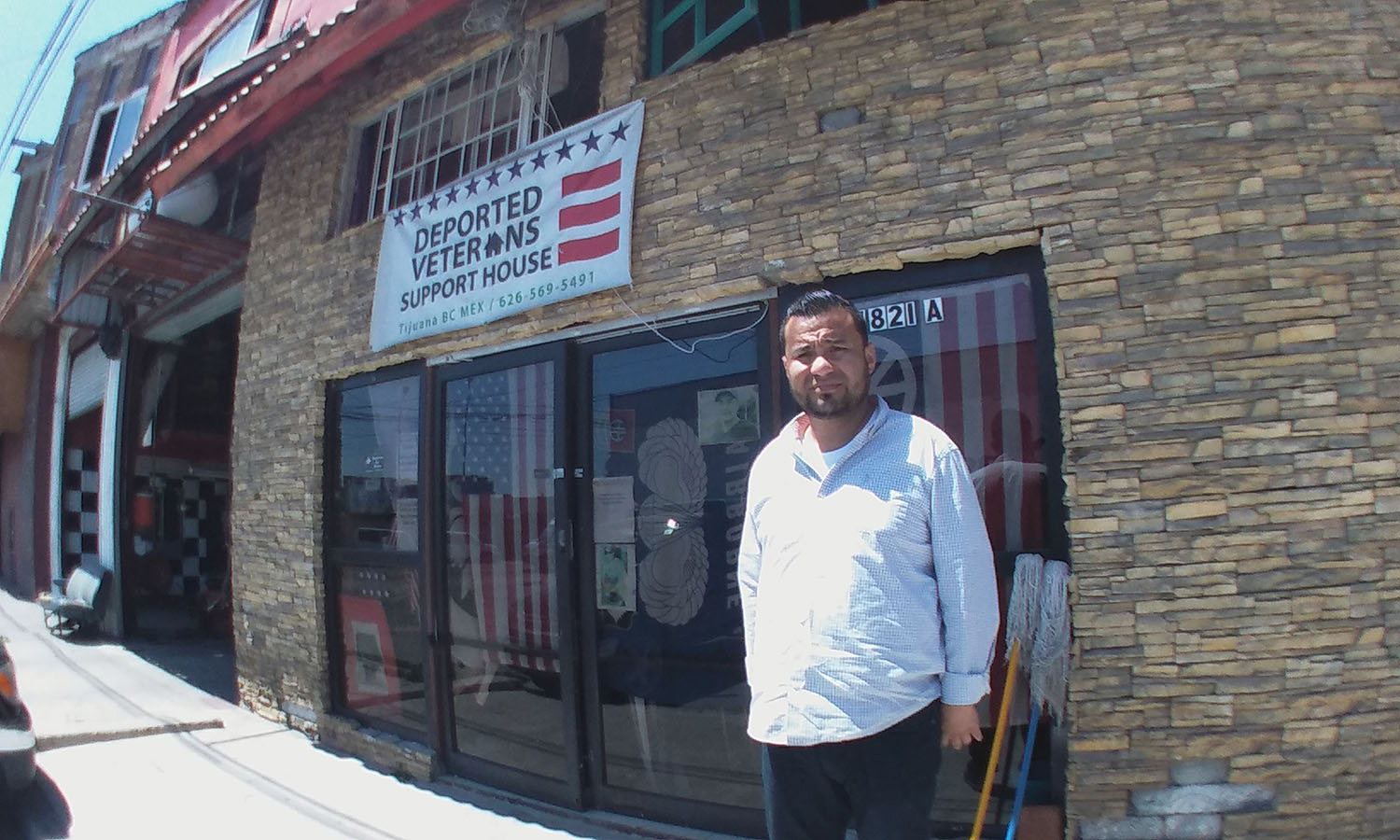 Vicki Adame – bilingual multimedia journalist